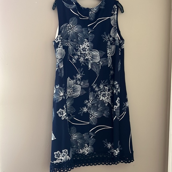 Sandra Darren | Dresses | Sandra Darren Navy Blue Midi Dress | Poshmark